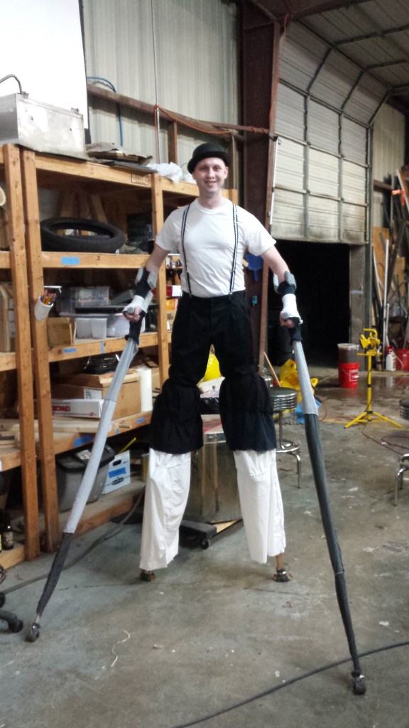 Stilt walking: What It’s Like to be Eight Feet Tall – Geek Out Huntsville